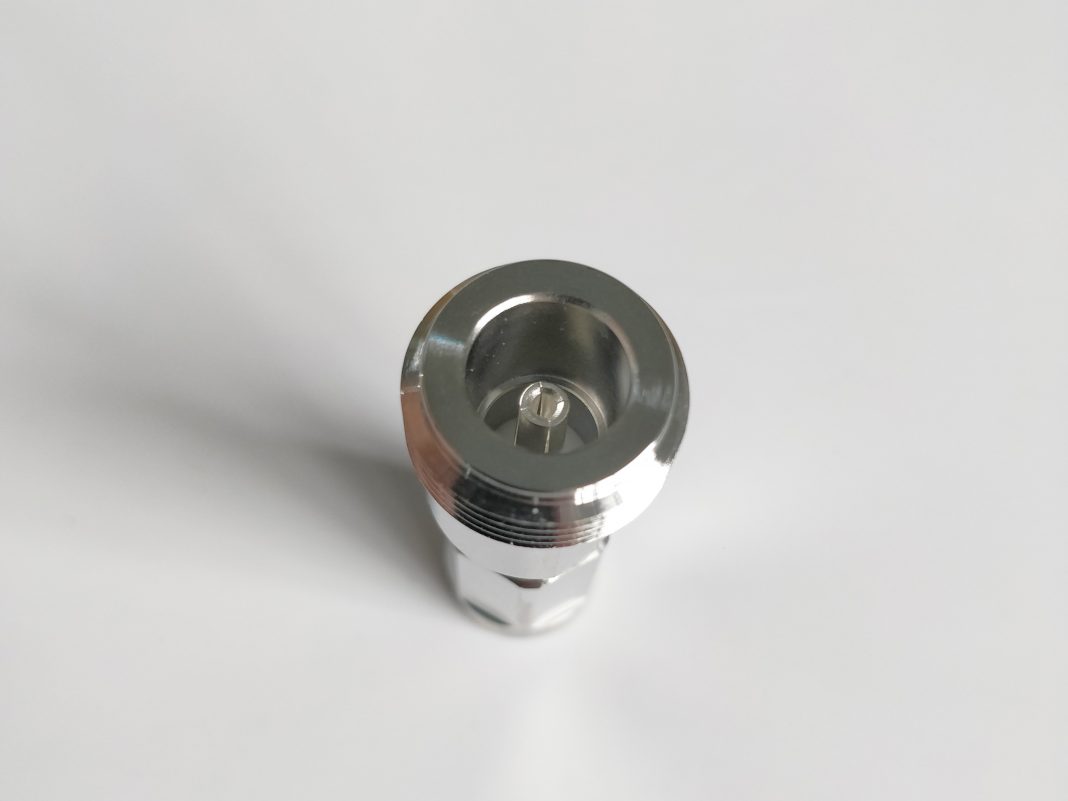 New coaxial connector offers size and transmission advantages | Elecbee ...